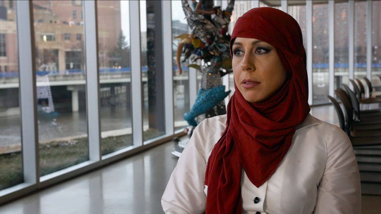 Muslim Shero Regina Mustafa Brings Humor to Talks About Religion | TPT ...