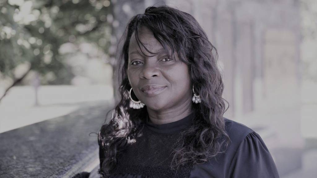 Sheila Webb Brings Her Own Folding Chair | TPT Originals